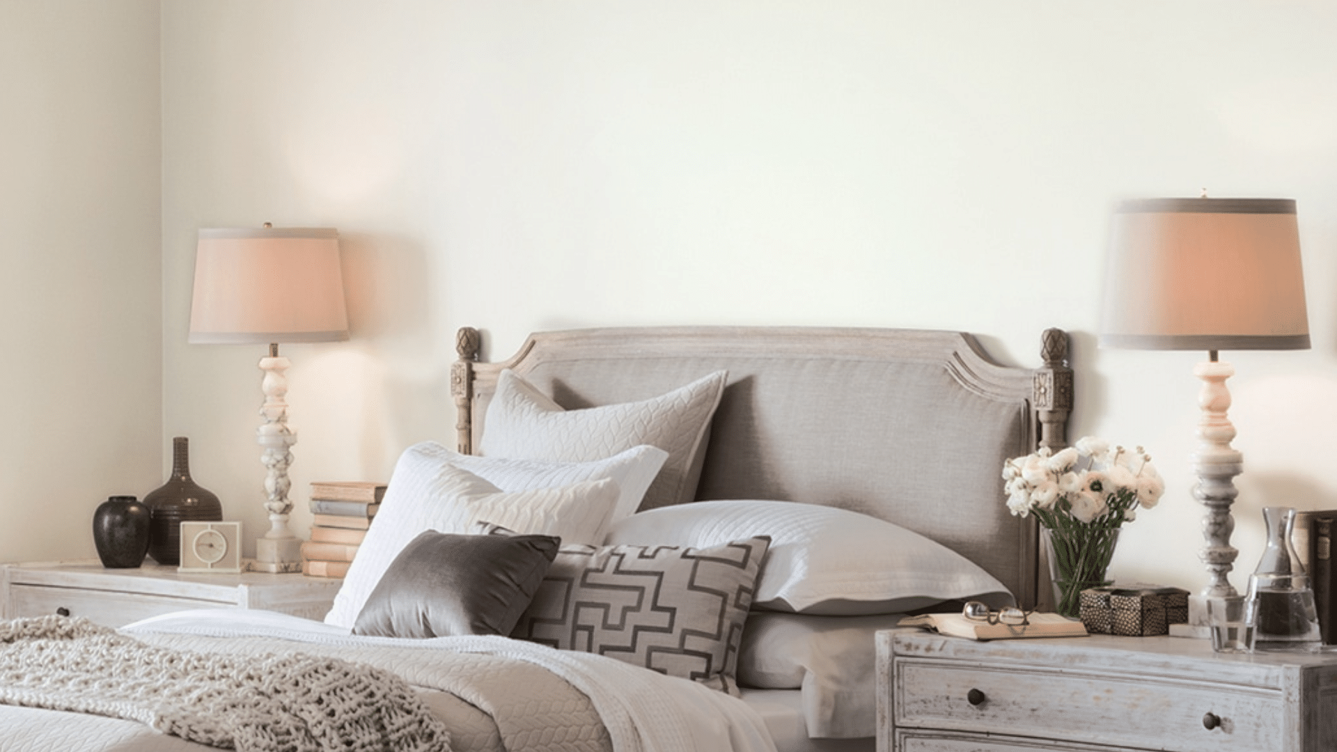 What Color is Alabaster: A Complete Paint Guide - Amenity Home